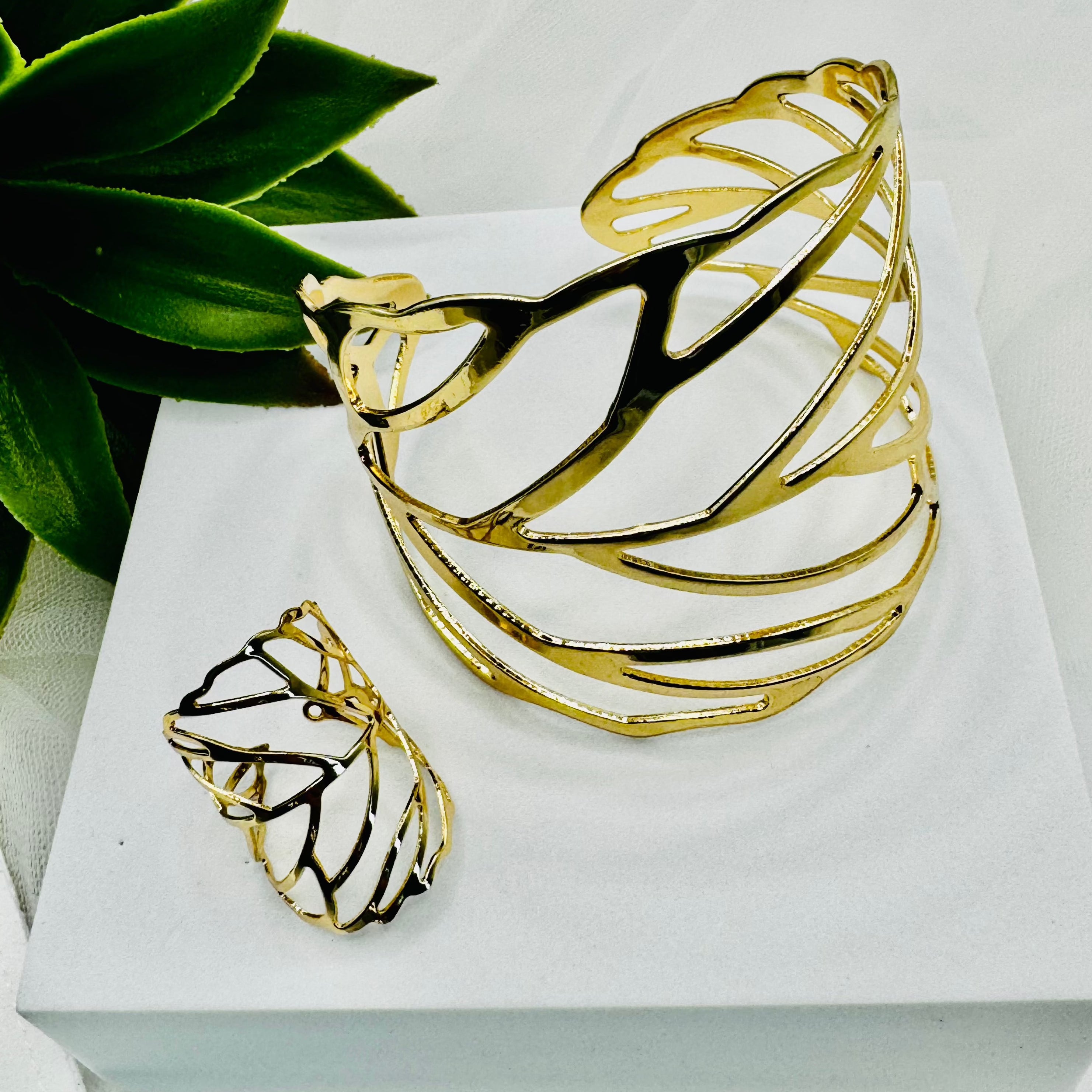 HOJAS SET – ZEBEDO